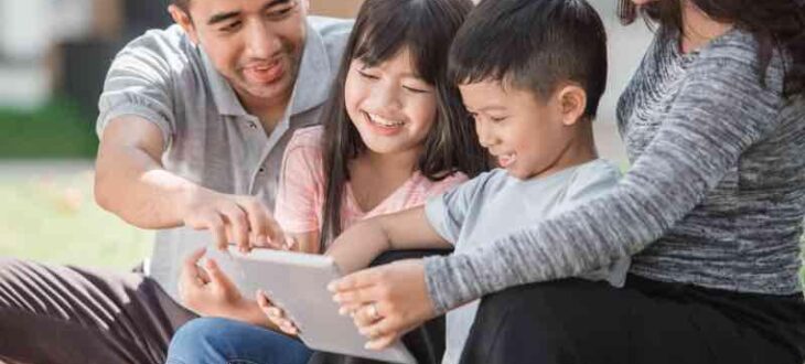 Understanding Intergenerational Family Learning and Its Benefits Understanding Intergenerational Family Learning and Its Benefits